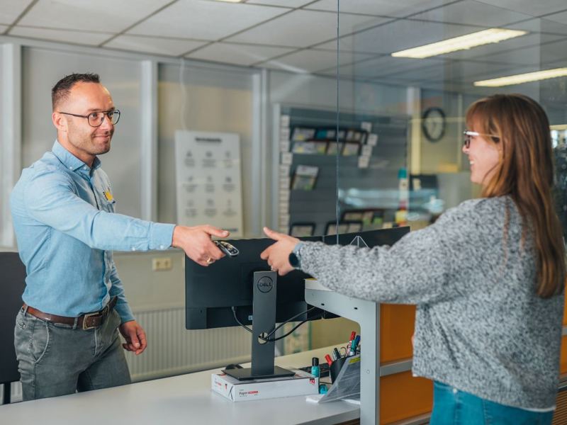 Meekijken bij onze Service Adviseurs | Werken bij Amega